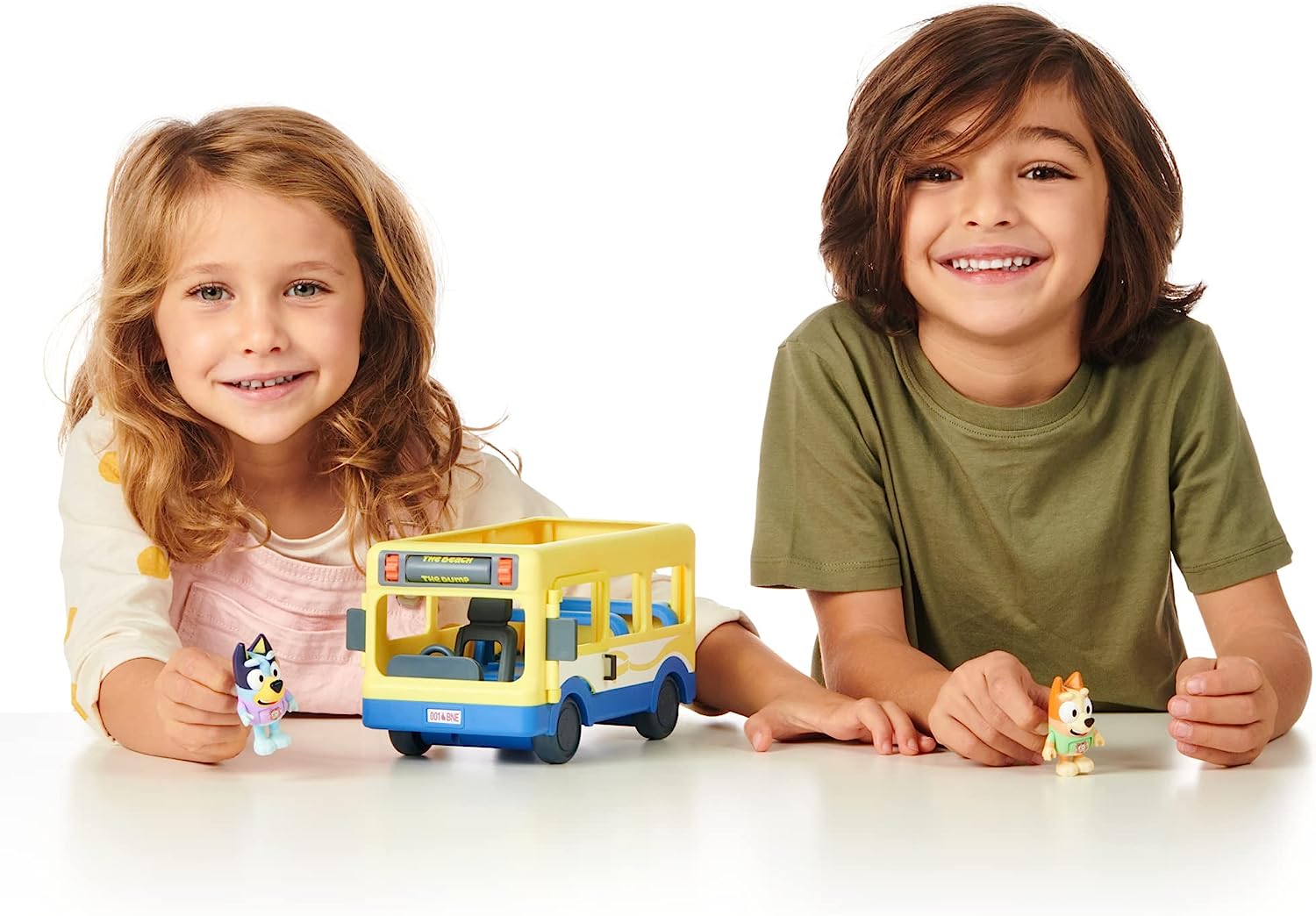 Bluey Bus, Bus Vehicle and Figures Pack – Only $10.49! - Pinching Your ...
